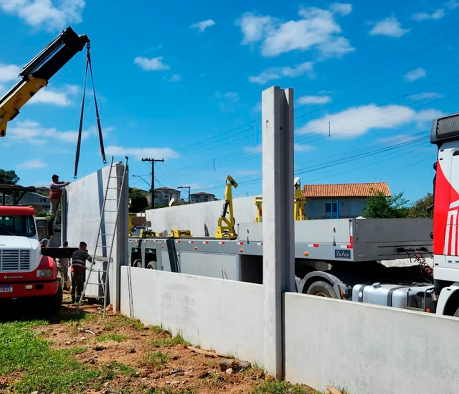 Labor InLoader semi-trailer is the ideal solution for transporting concrete